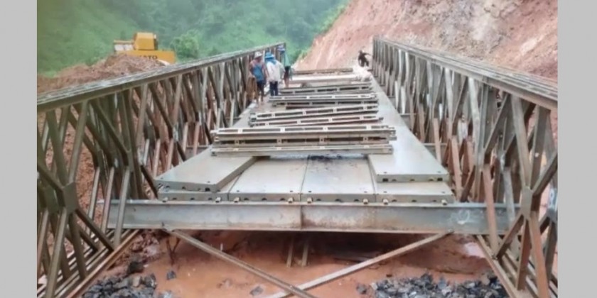 Efforts for Transportation: Bailey bridge on Myawaddy-Kawkareik section ...
