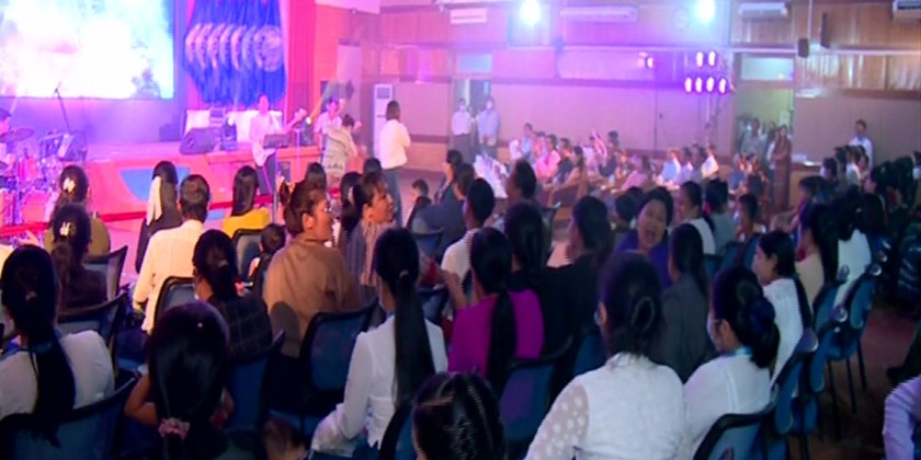 Funs with performances: Famous singers and Inzali Anyeint catered the ...