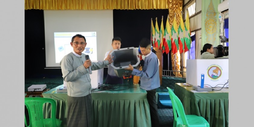 Myanmar Electronic Voting Machine: UEC demonstrates in Tatkone Township ...