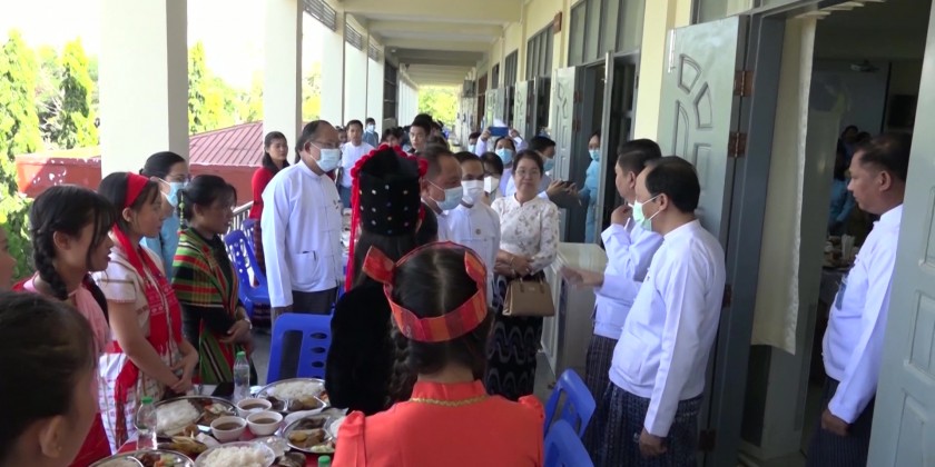 Gathering lunch: MoH Union Minister joined the gathering lunch of DHRH ...