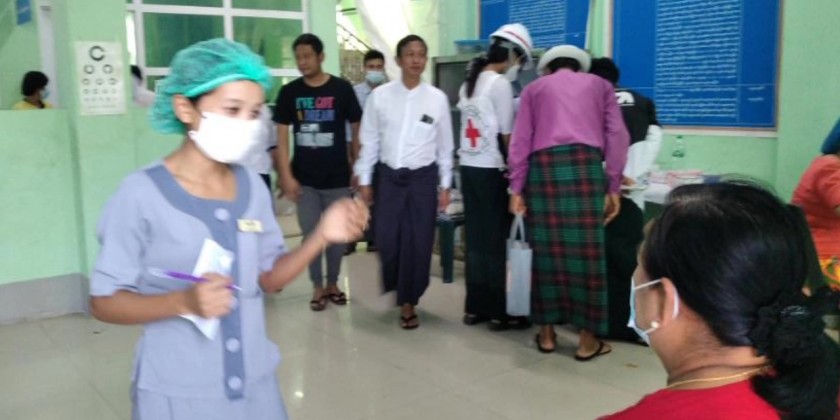 Providing healthcare: Ayeyarwady Region CM comforted patients | Myanmar ...