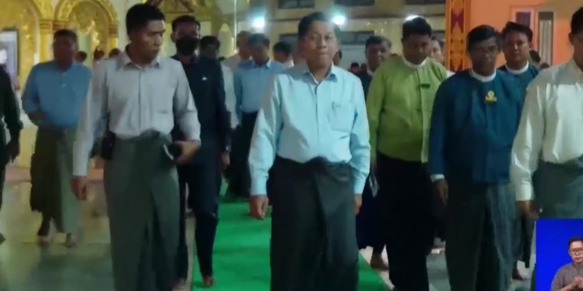 Paying homage to the pagoda: SAC Chairman paid homage to Shwe Mote Htaw ...