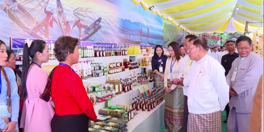 Visiting MSME Exhibition: Acting President visited MSME product ...