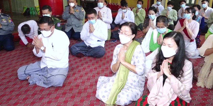 Donation Ceremony: Chief Minister donates rice, edible oil and cash ...