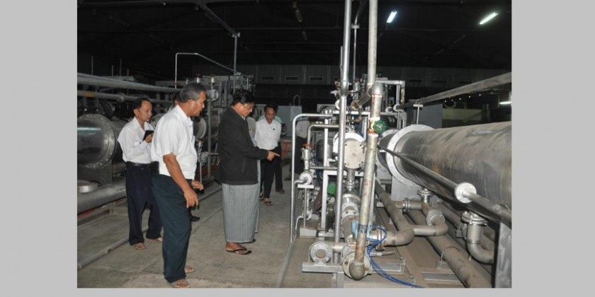 Garment Industry: MOI Union Minister inspects Shwe Taung Garment ...