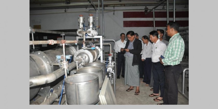 Garment Industry: MOI Union Minister inspects Shwe Taung Garment ...