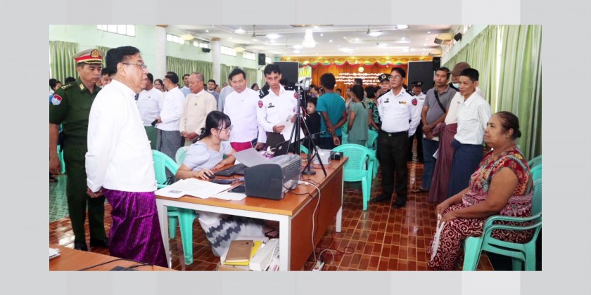 Issuing CSC and HPC: Taninthayi Region CM inspected the process ...