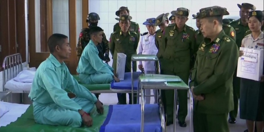 Hospital Visit: VSG comforts the hospitalized personnel in Aung Pan ...