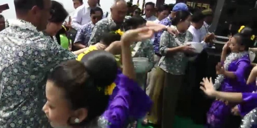 Traditional Celebration: Inlay Floating Thingyan in MongThauk Village ...