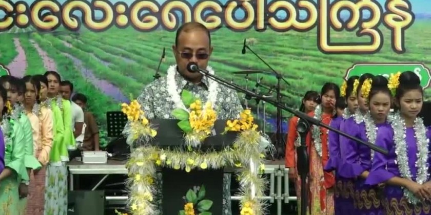 Traditional Celebration: Inlay Floating Thingyan in MongThauk Village ...