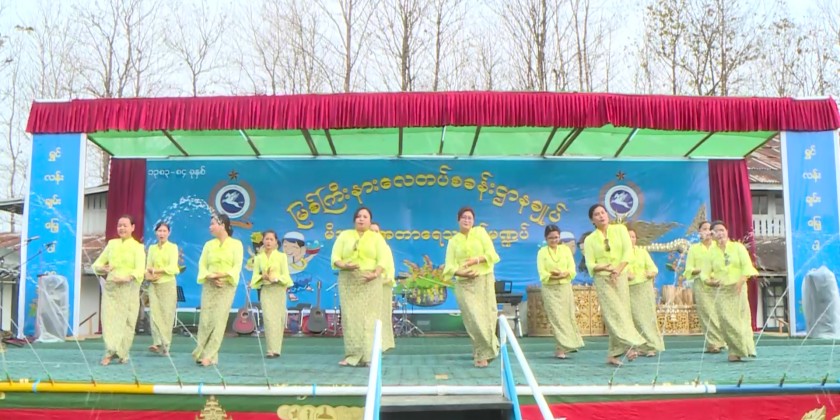 Thingyan Akyat Day in Kachin State: Thingyan revelers take part water ...