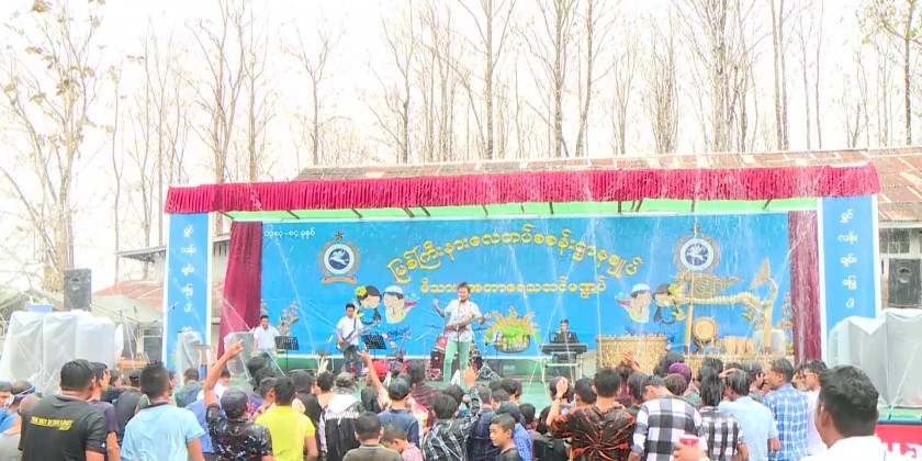 Thingyan Akyat Day in Kachin State: Thingyan revelers take part water ...