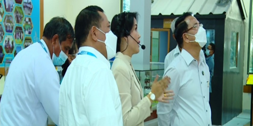 Inspection of MRTV: Union Minister met with Newscasters and News ...