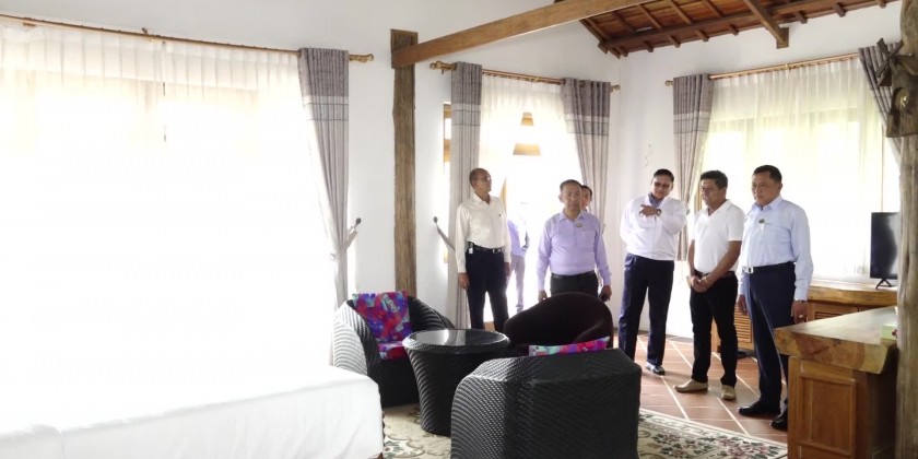 Inspections in Hopong: SAC members inspect coffee factory and resort ...