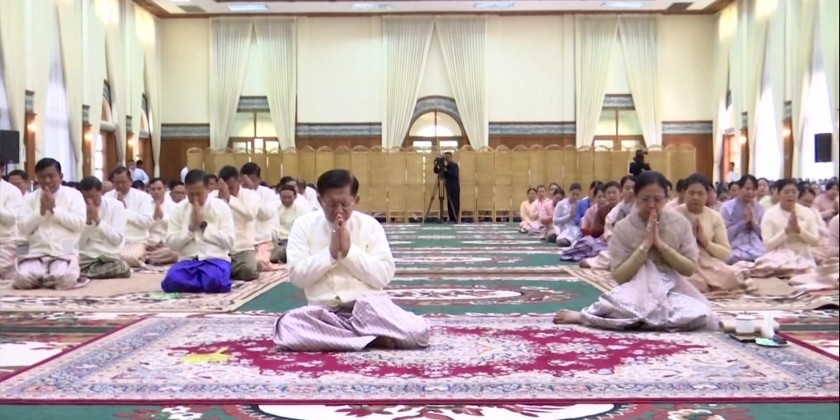 Religious Event: Senior General attends the Waso Robe Offering Ceremony ...