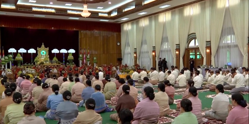 Religious Event: Senior General attends the Waso Robe Offering Ceremony ...