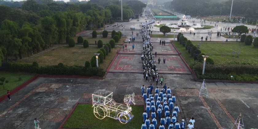 Mass walk in Yangon: Yangon Region CM joined the mass walk | Myanmar ...