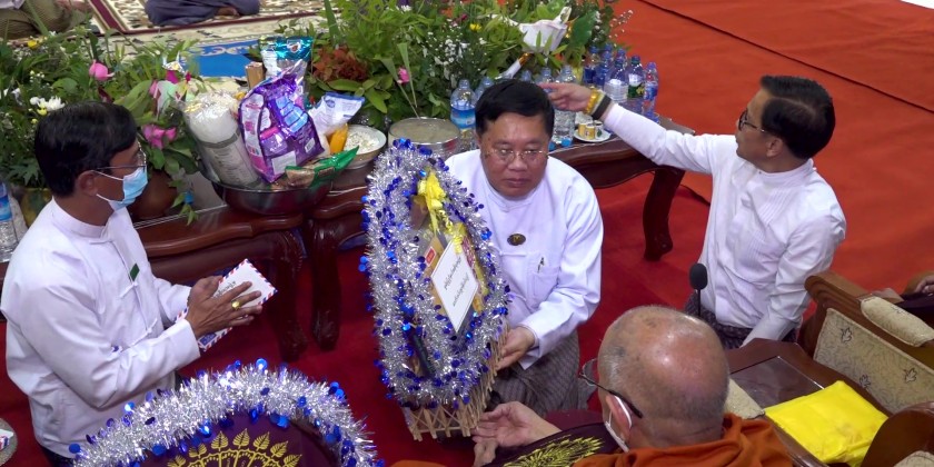 Paritta Chanting: Shan State Government organizes Paritta recitation ...