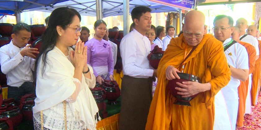 Collaborative Donation: 300 Well-wishers from Vietnam makes good deeds ...