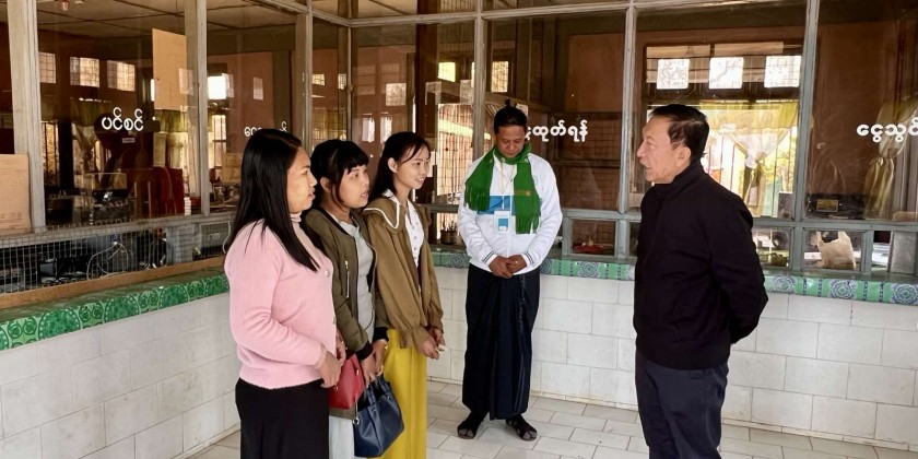 Meeting with staff: MoPF Union Minister meets staff in Lahe and Homalin ...