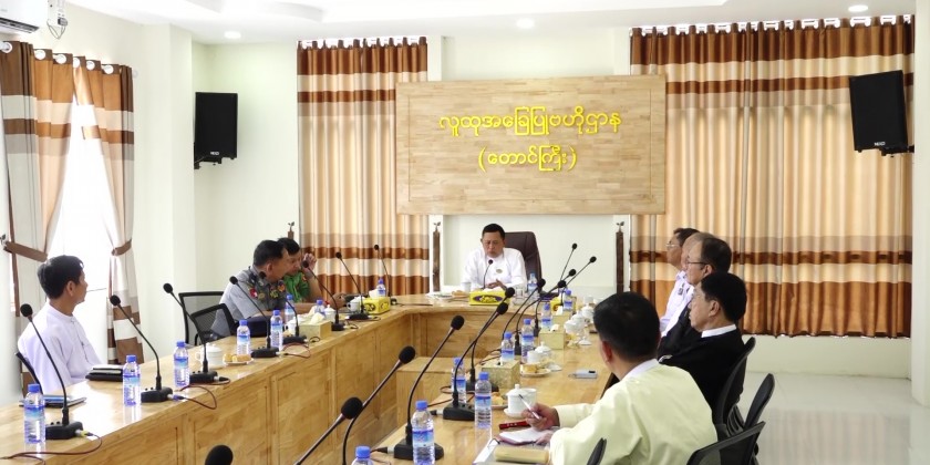 Fish releasing: Fish were planted into Nadi lake in Nyaung Shwe ...