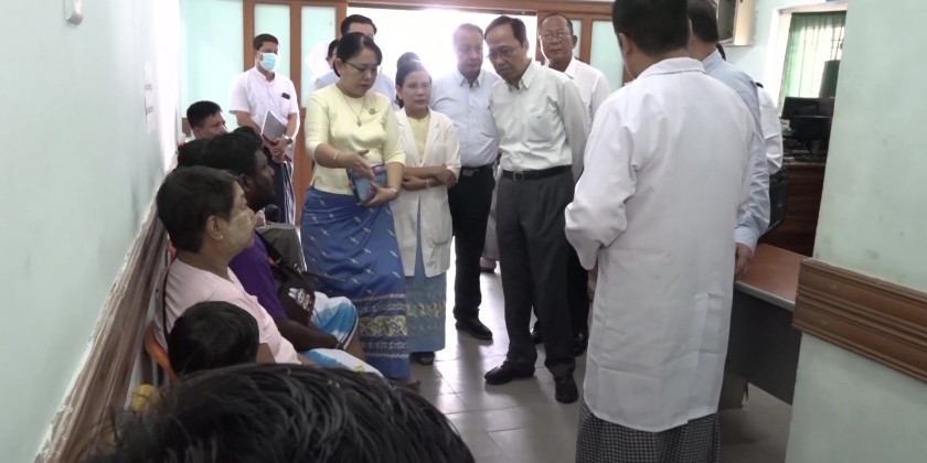 Better Health Services: Union Minister visits Prosthetic and Orthotic ...