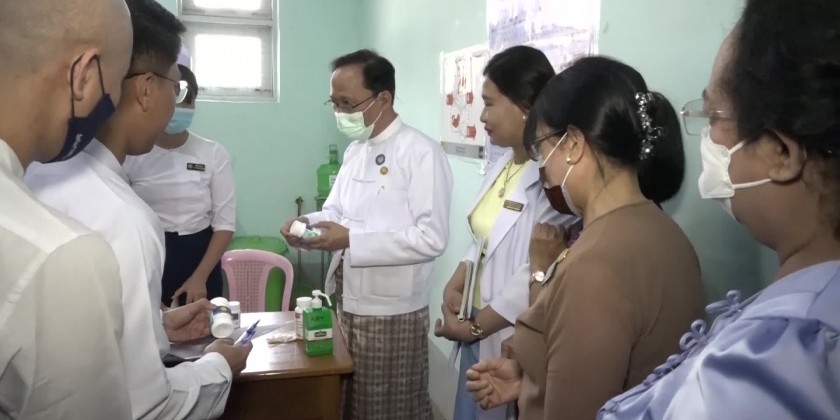 Health Facilities: MOH Union Minister visits hospitals and department ...