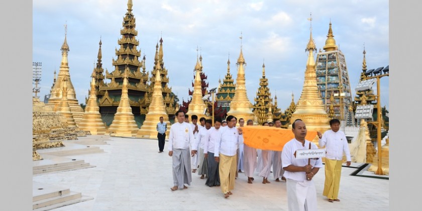 Ceremonies in Yangon: Religious events at Botataung & Shwedagon Pagodas ...