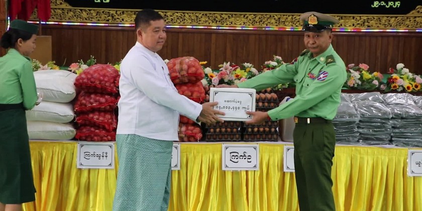 Awarding Medals of Honor: Mon State CM attended ceremony of awarding ...