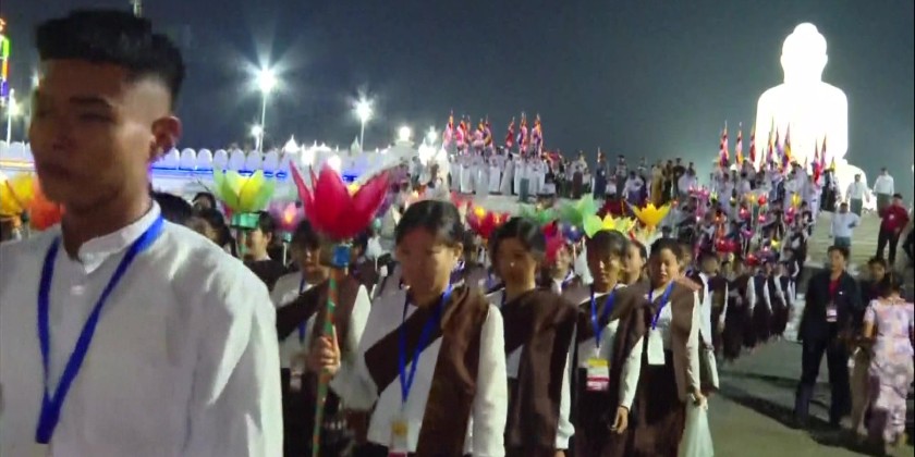 Buddha Day Water Pouring Festival : Vice Presidents attended and poured ...