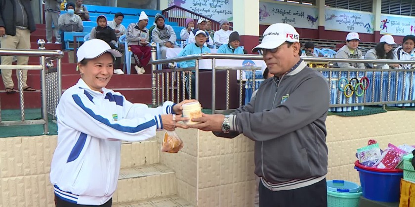 Fourth week of mass walk: Fourth week mass walk taken in Myitkyina ...