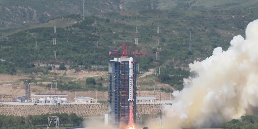 Long March 2D carrier successfully lifts satellites into orbit ...