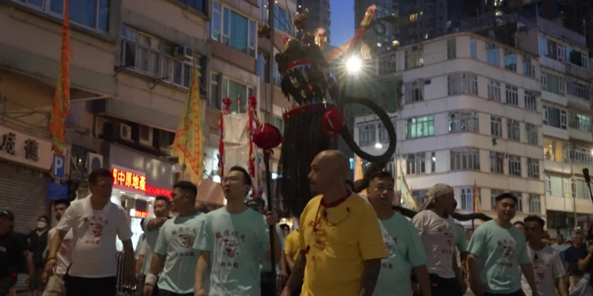 Hong Kong revives 'living tradition' of fire dragon dance | Myanmar ...