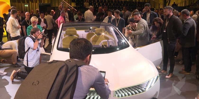 BMW Unveils new electric car to rival Tesla | Myanmar International TV