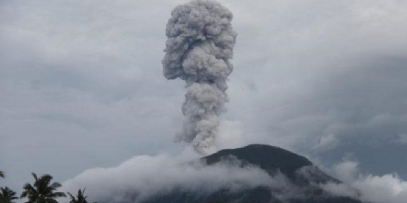 Indonesia's Ibu volcano erupts, ash up to 1,000 meters | Myanmar ...