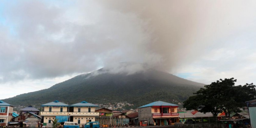 Indonesia's Ibu volcano erupts, ash up to 1,000 meters | Myanmar ...