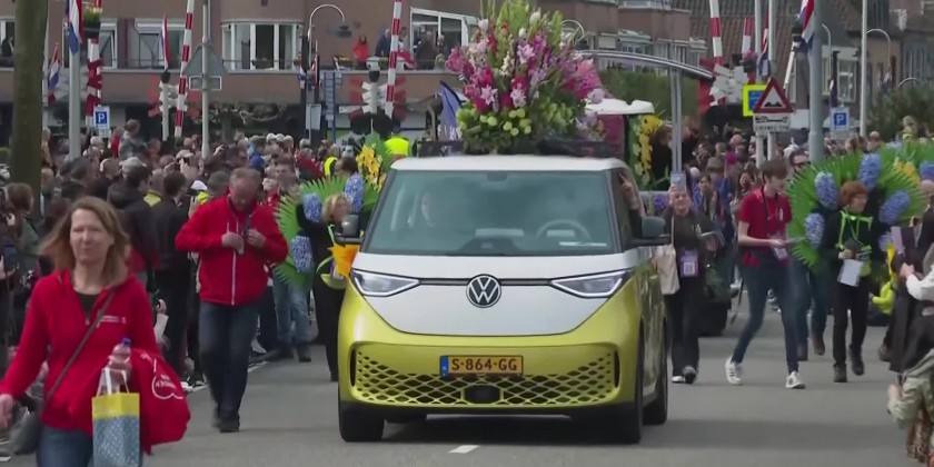Famed Dutch Flower Parade begins in Noordwijk | Myanmar International TV