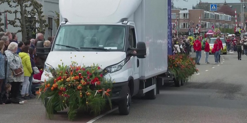 Famed Dutch Flower Parade begins in Noordwijk | Myanmar International TV