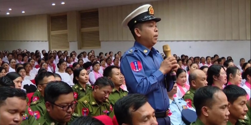 Meeting in Pyin Oo Lwin : Senior General meets Tatmadawmen in Pyin Oo ...