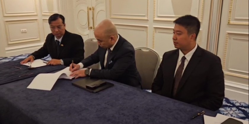 Signing Ceremony: SAC member witness the MOU Signing in St. Petersburg ...