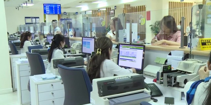 Banks cut deposit interest rate | Myanmar International TV