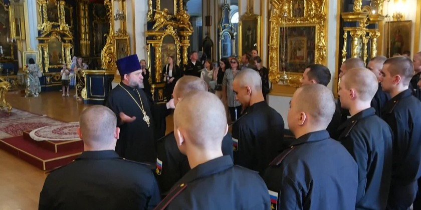 Ceremony for Russian conscripts leaving for mandatory military service ...