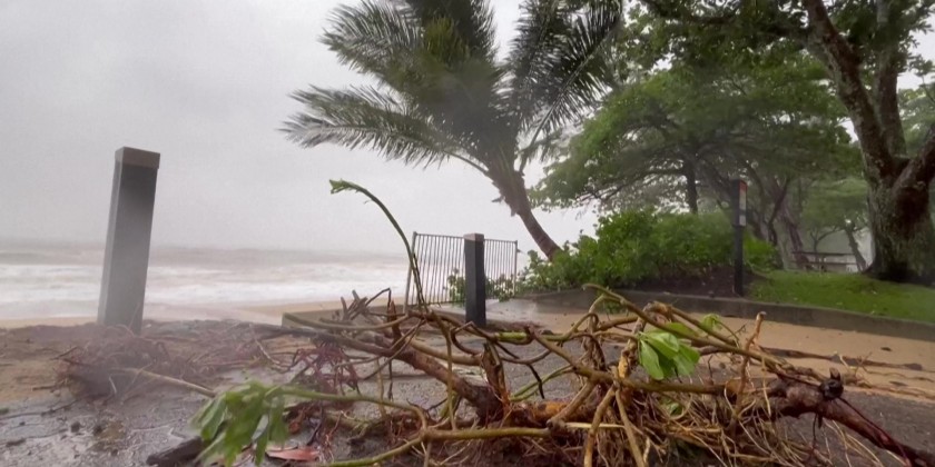 Winds, rain and heavy surf pummel Australian coast as tropical cyclone ...