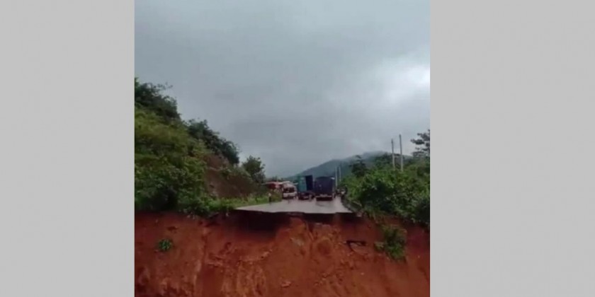Effort for Transportation :Temporary Bailey Bridge constructed on the ...