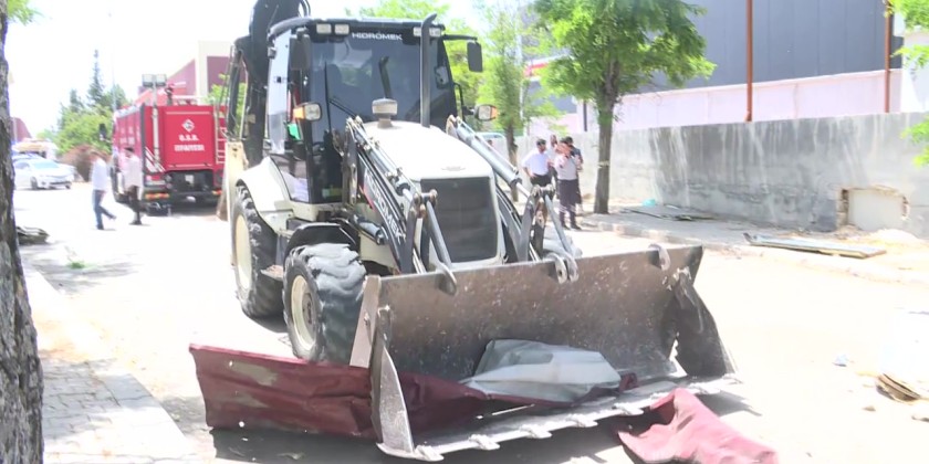 An explosion occurred at a carpet factory in Gaziantep, Turkiye ...