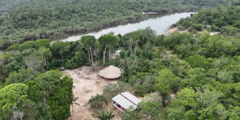 Brazilian village inaugurates first cinema in Amazon indigenous ...