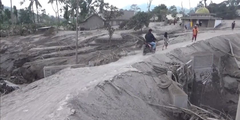 Indonesia's Mt. Semeru eruption buries homes, damages bridge | Myanmar ...