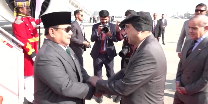 Indonesian President Prabowo Subianto arrives in Pakistan for two-day ...