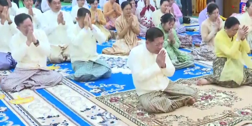 Kathina Robe Offering: Ceremony held at Maravijaya Monastery in Nay Pyi ...