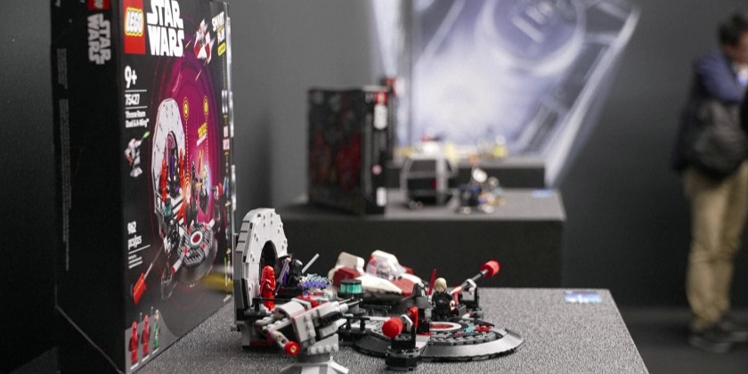 Lego unveils its Star Wars smart brick equipped with light and sound ...